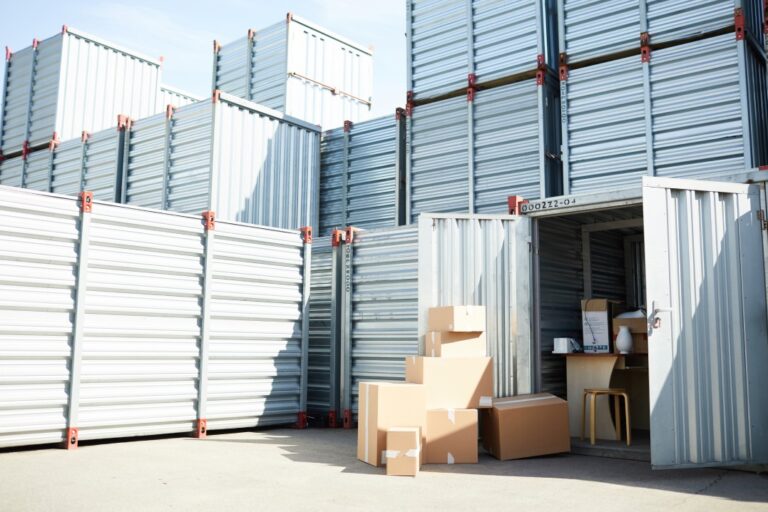 4 Timely Reasons to Rent The Best Metal Storage Containers